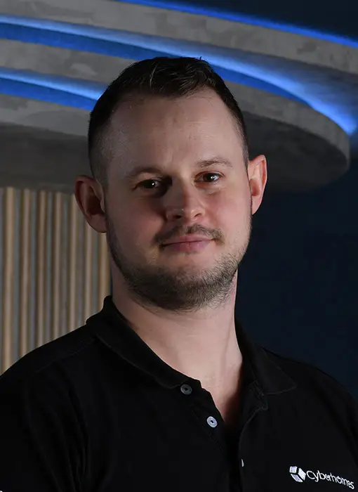 Smart Home Experts - Meet Our Professional Specialists